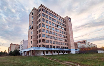 Rechytsa Plant For Russian ‘Cans’ - Belarusian News - Charter'97