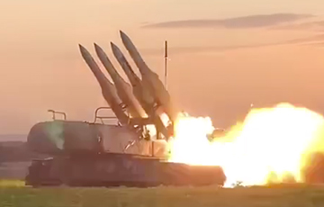 AFU Demonstrates Ukrainian BUK M-1 Operation - Belarusian News - Charter'97