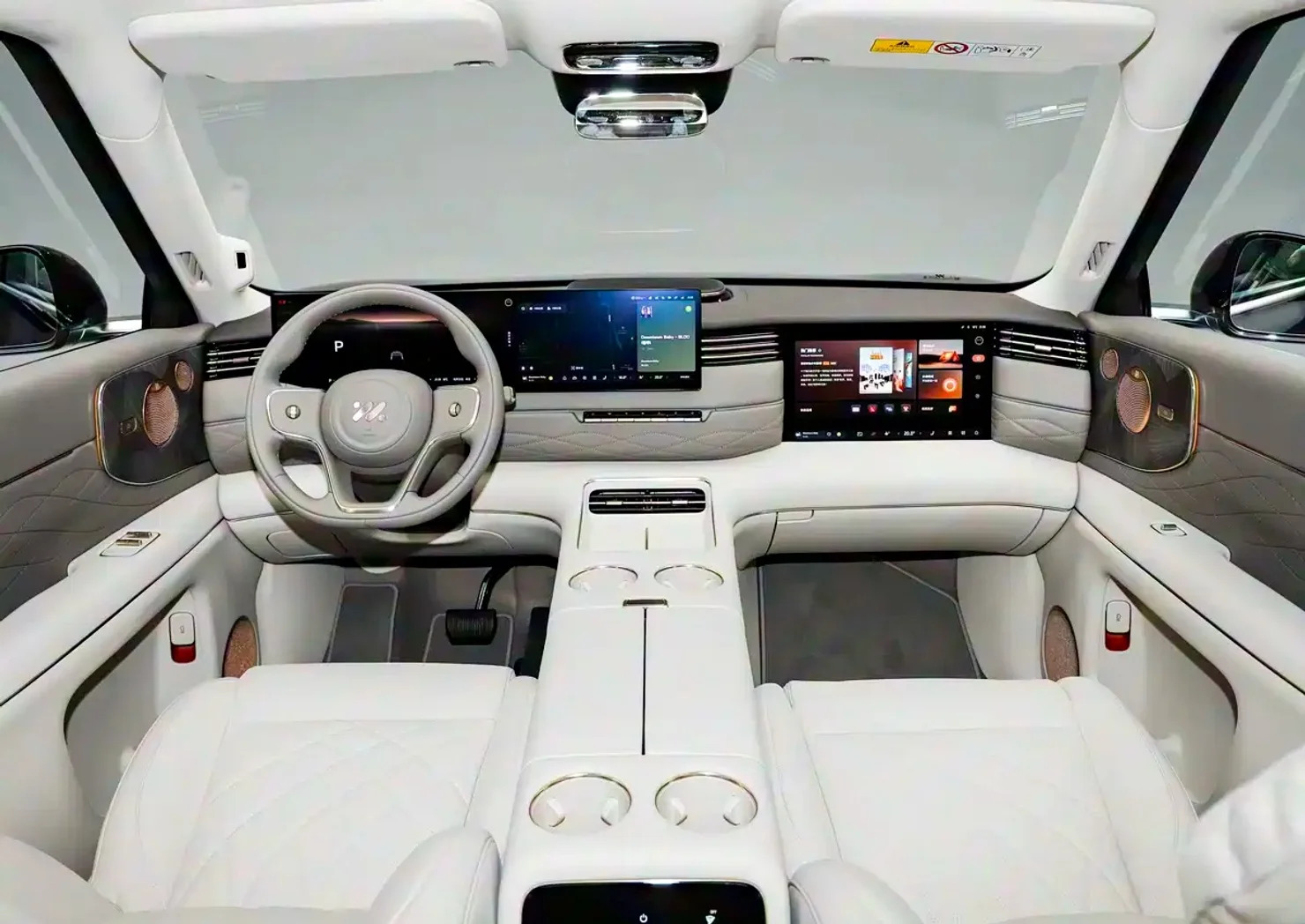 В Китае показали электрифицированный премиальный кроссовер с душем в багажнике - Новости ...